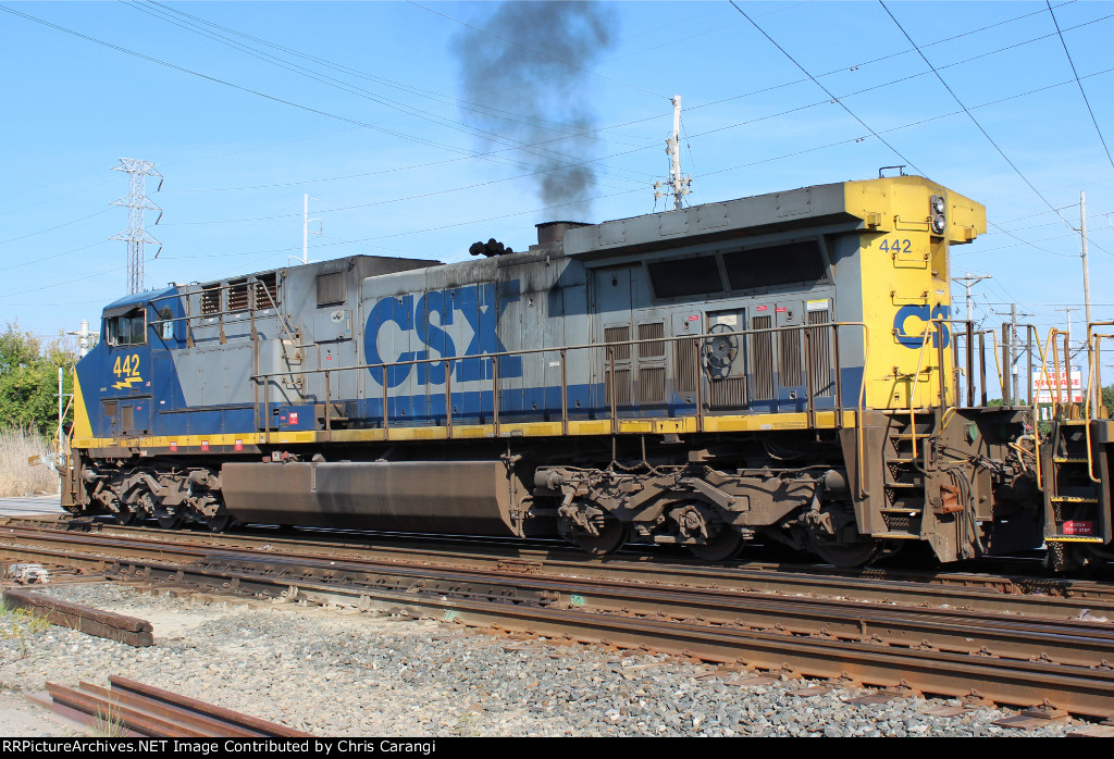 CSXT 442 on Q373-26